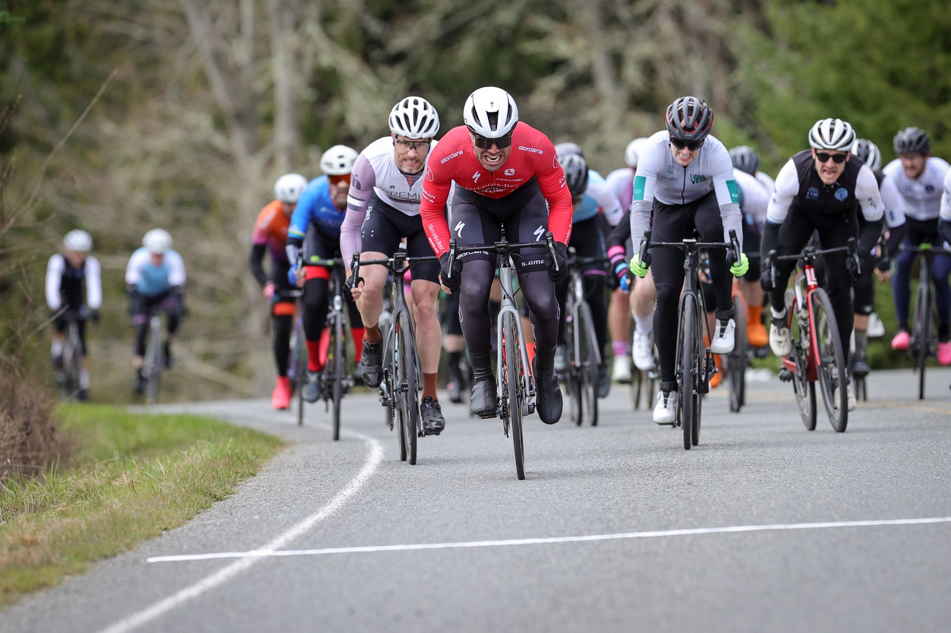 Mercedes-Benz of Bellevue Cycling Team – Kryki Sports